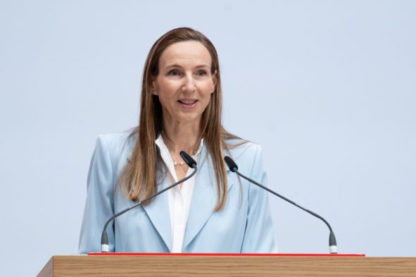 Der Einfluss des Aldi-Erben Theo Albrecht Jr. – Mehr dazu